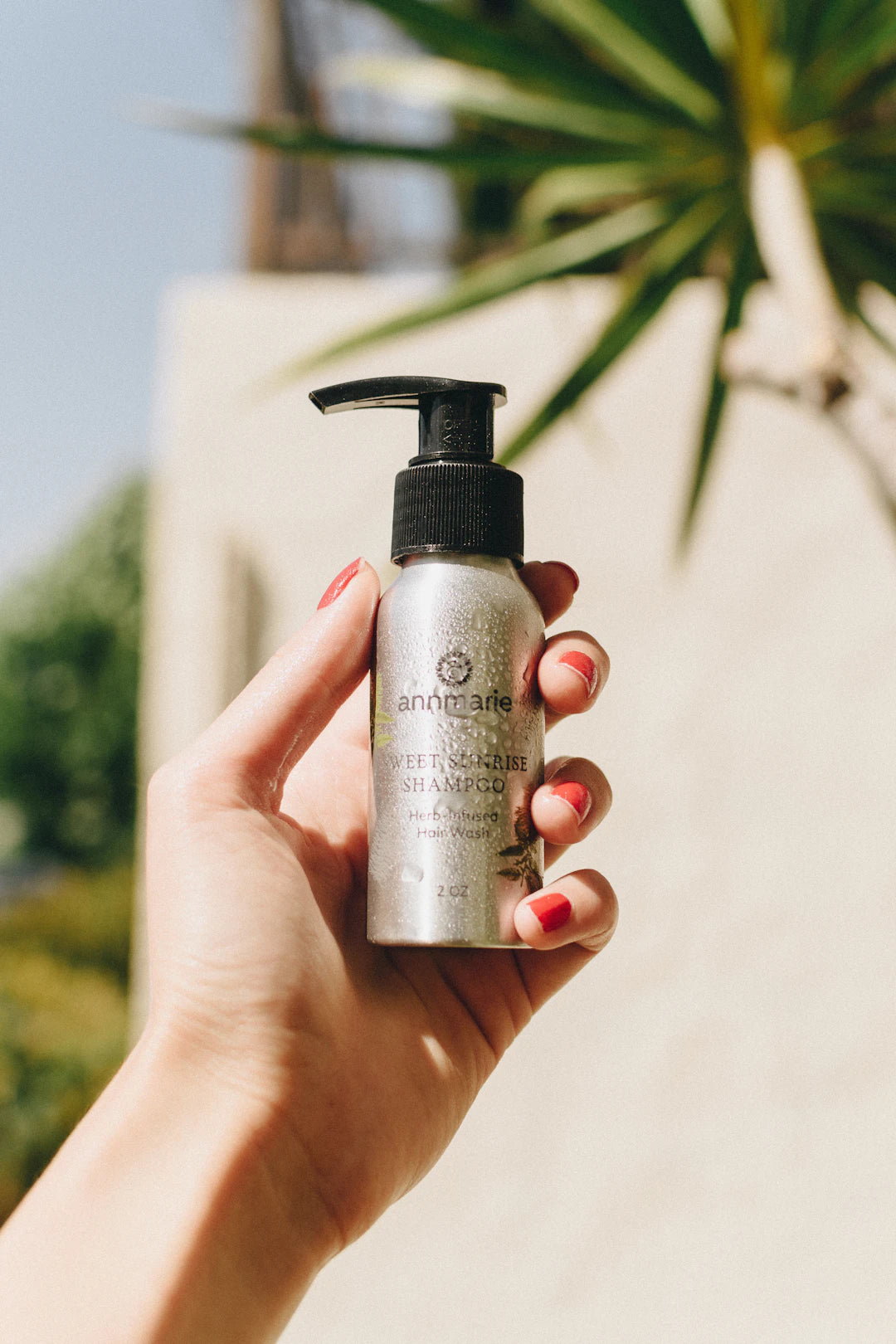 Embrace Eco-Friendly Beauty: Your Guide to Sustainable Skin Care | SKINNEY