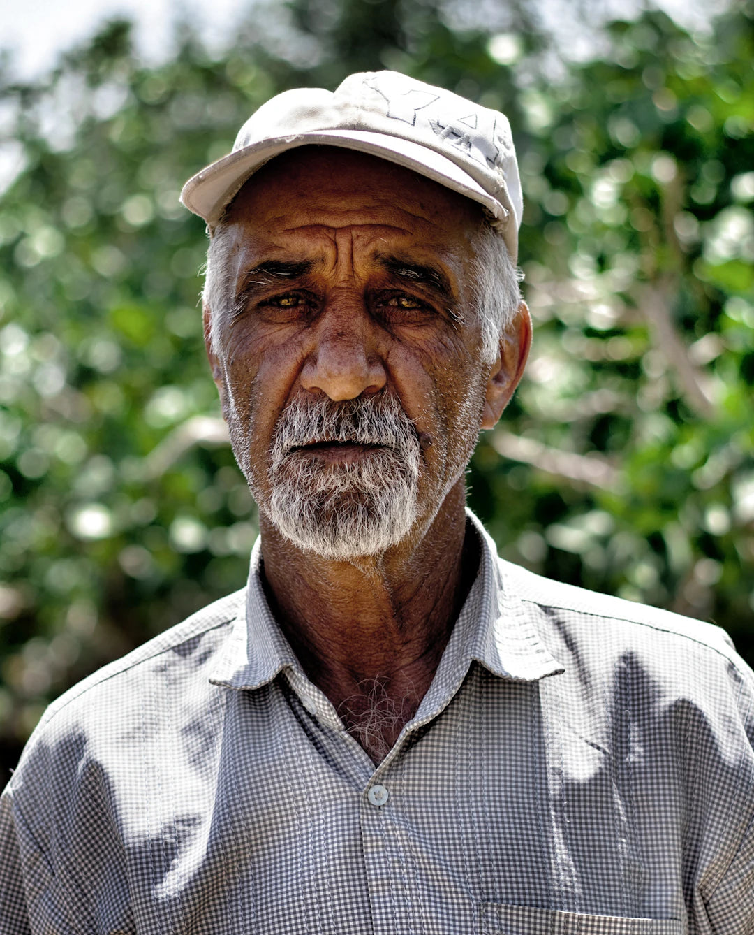 Achieve Spotless Skin: Your Ultimate Guide to Combat Breakouts | SKINNEY